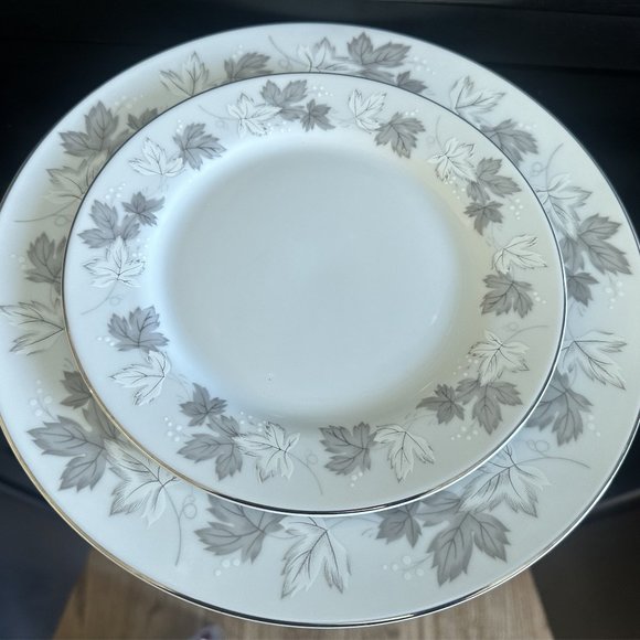 Couturee | Dining | Vintage Couturee Fine Translucent China Service For ...